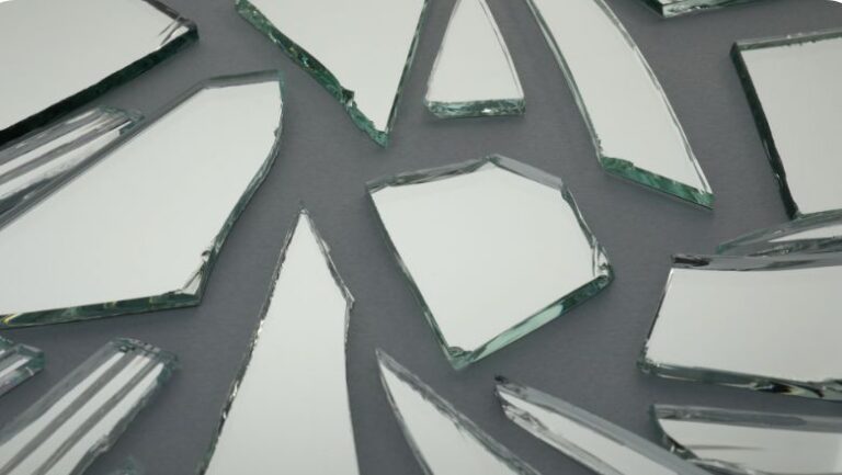 5 DIY Broken Mirror Crafts