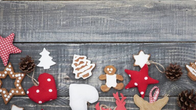 5 DIY Dollar Tree Wood Crafts