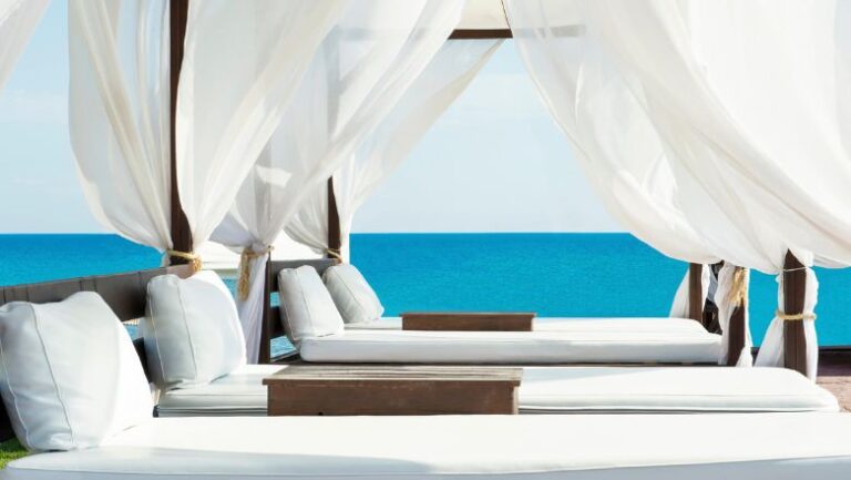 5 DIY Outdoor Canopy Ideas For Your Oasis! - CraftRiver