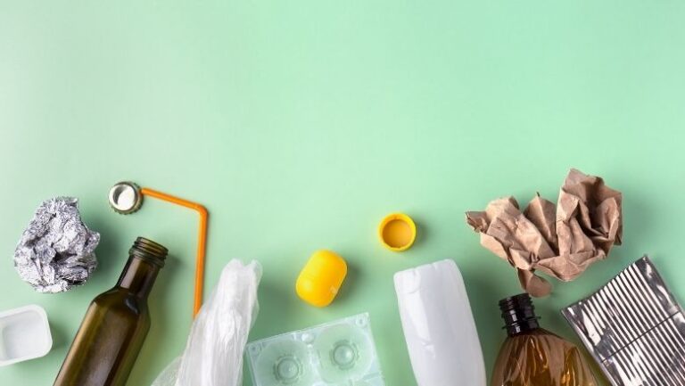 5 Eco-Friendly Crafts Using Recycled Materials