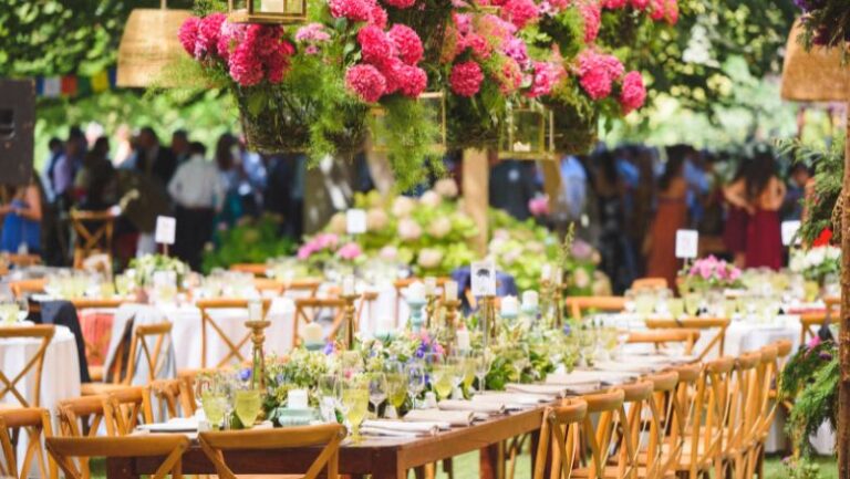 5 DIY Wedding Table Decorations To Wow Your Guests